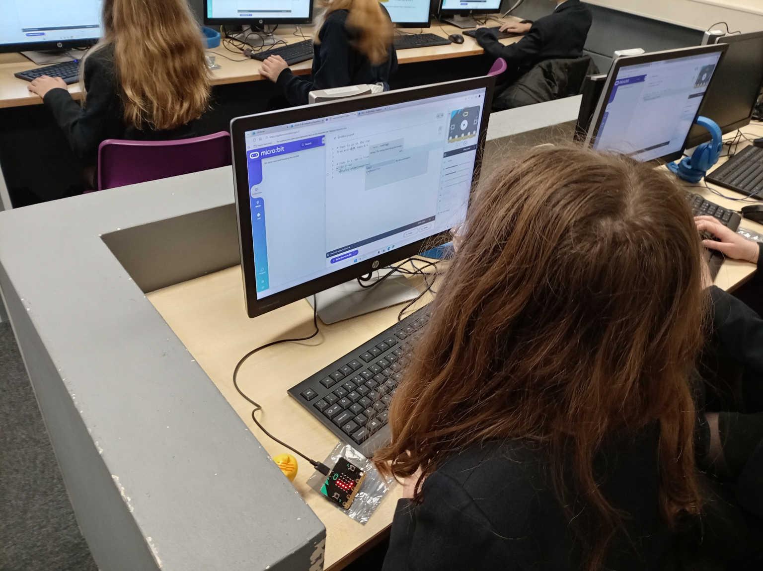 Ormiston Six Villages Academy - Festive Coding Fun with Microbits